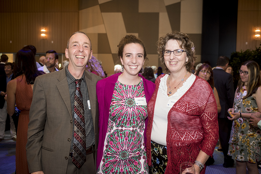 Photo by Tim Webb – News from the Blue